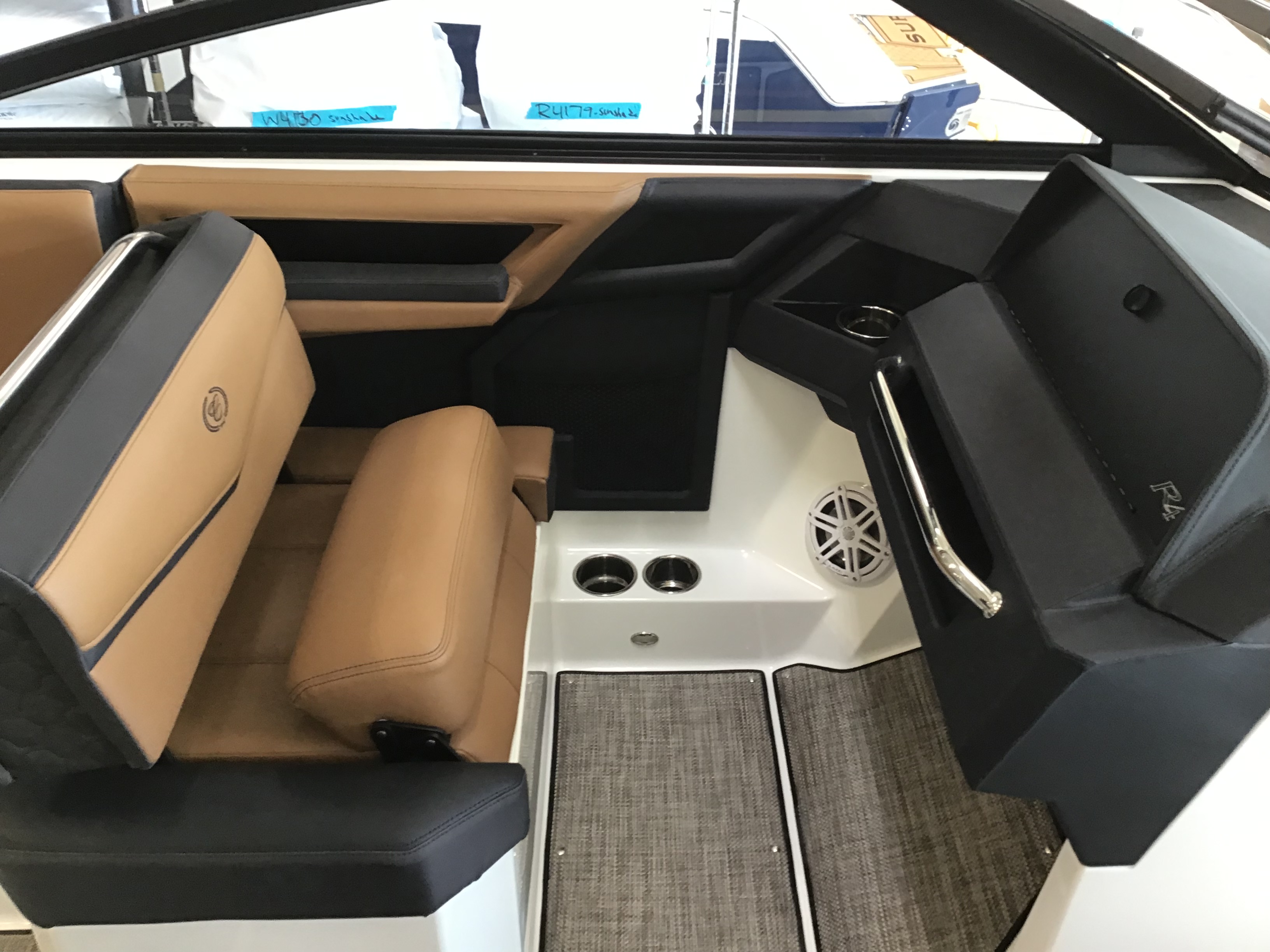 teamMarine Digital Showroom